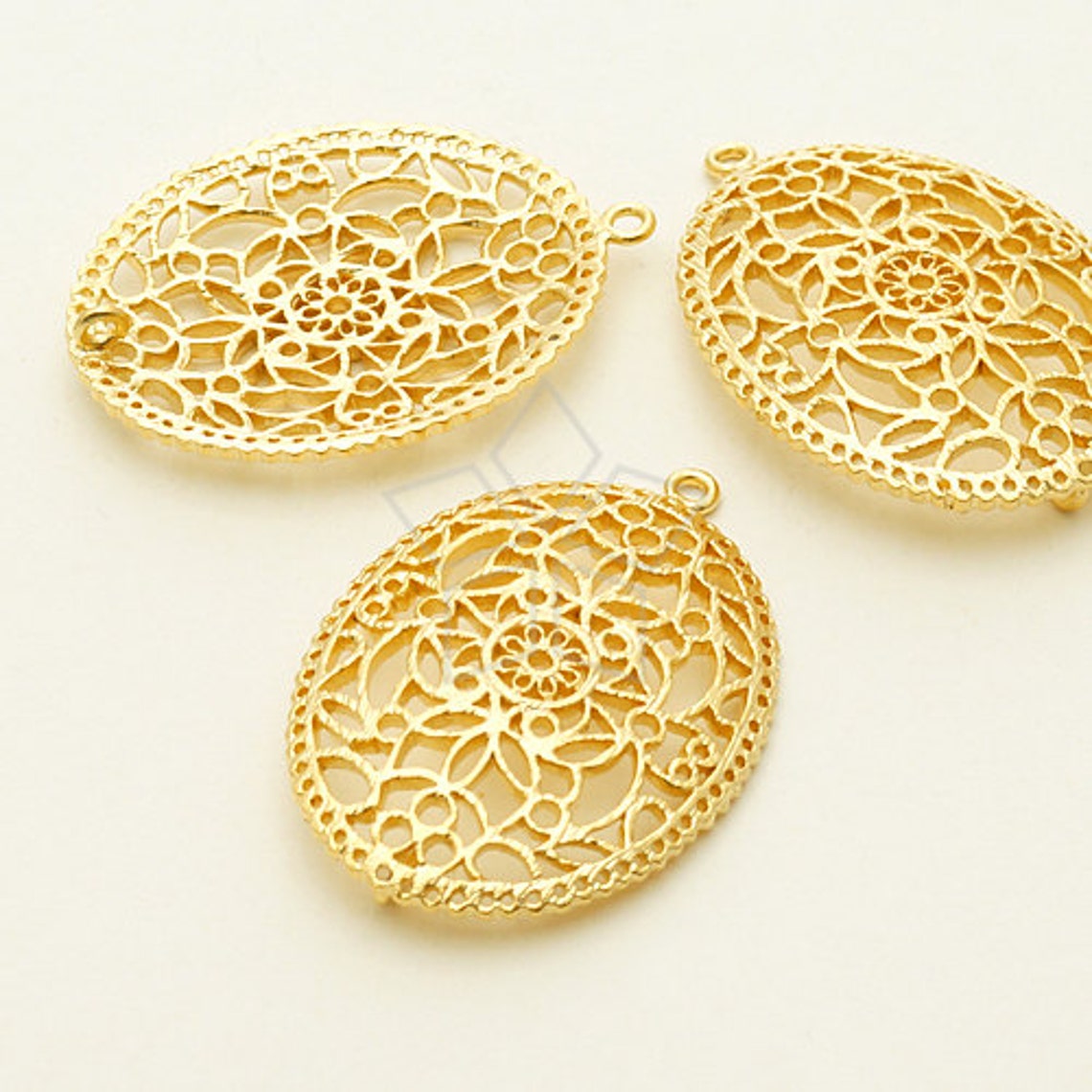 PD-1003-MG / 2 Pcs - Oval Filigree Pendants, Oval Flower Pattern Charm ...