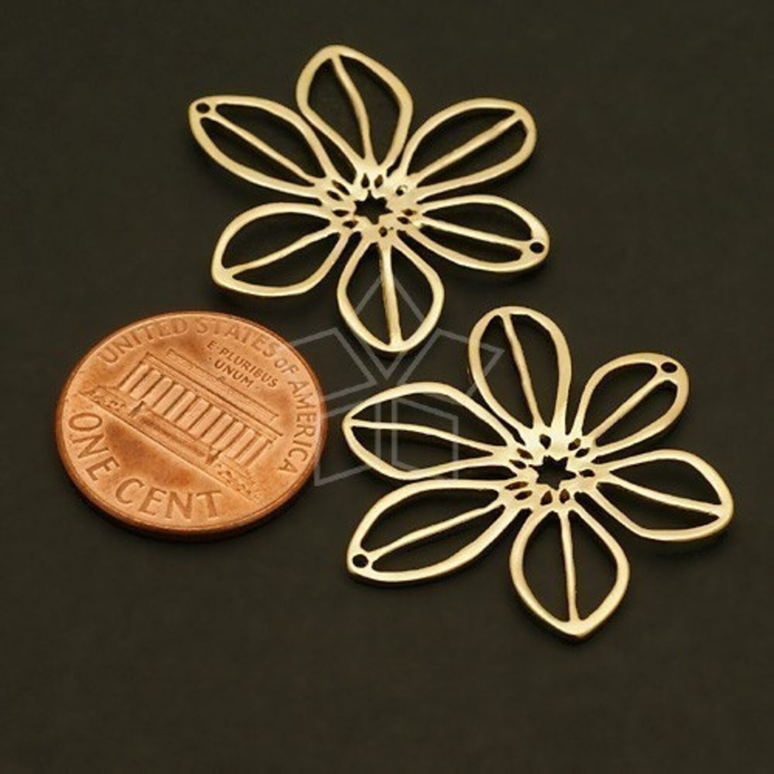AC-323-MG / 2 Pcs Line Flower Connector Flower Pendant - Etsy