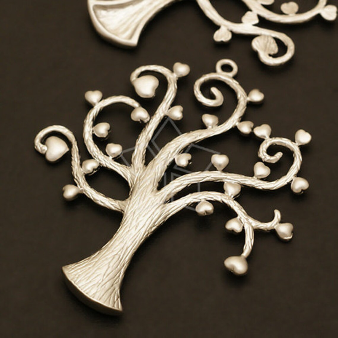 PD-353-MS / 2 Pcs Heart Tree Pendant Big Tree Necklace - Etsy