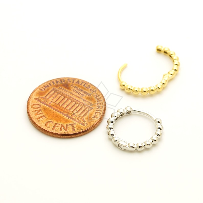 EA-344-OP / 2 Pcs Dainty Dots Hoops Tiny Beaded Huggie Hoop | Etsy