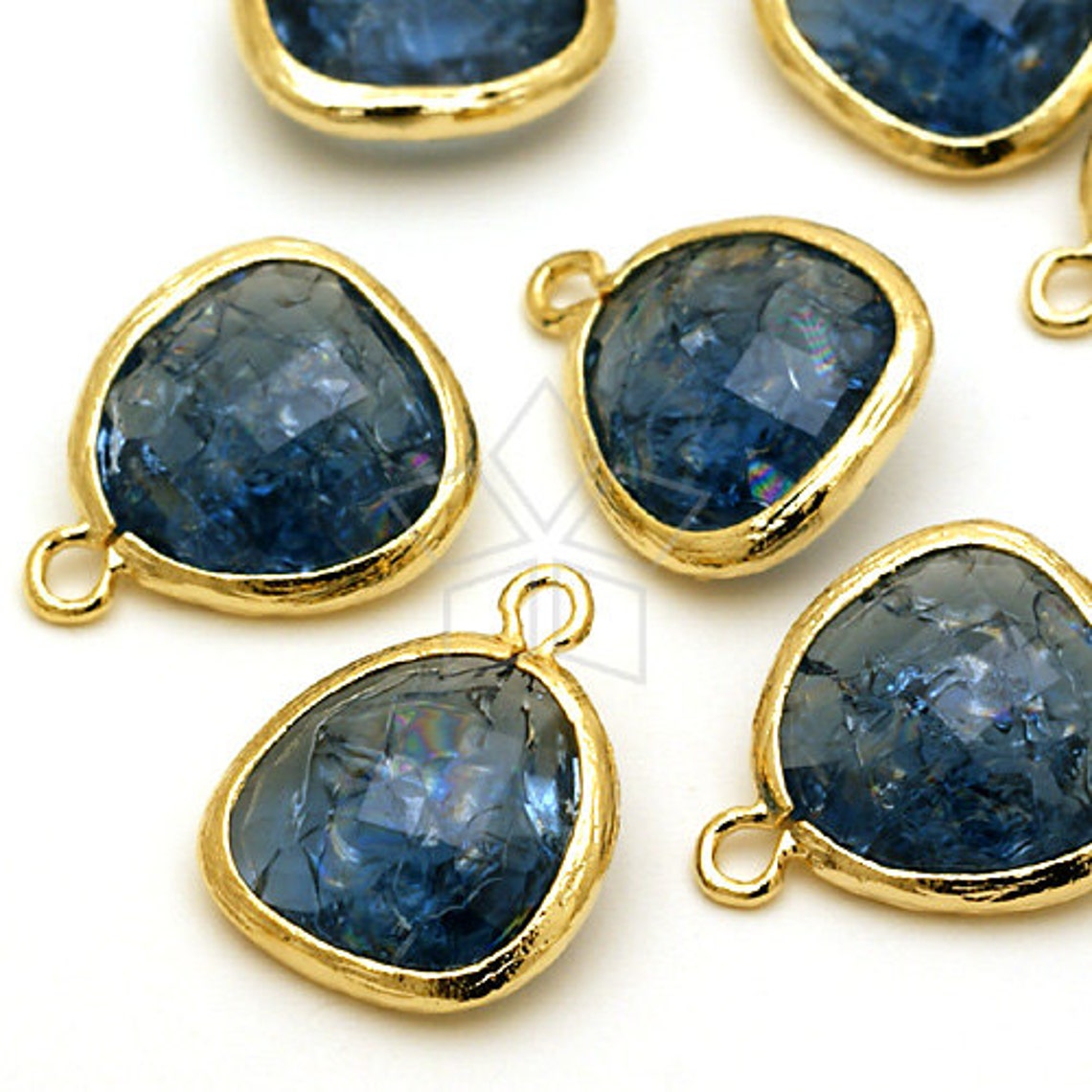 PD-447-GD / 2 Pcs - Crackle Glass Stone Pendant, Montana Blue Glass ...