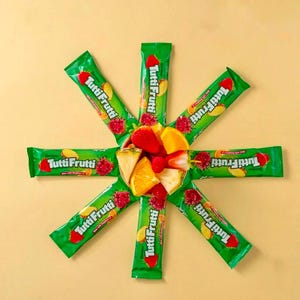Lebanese Treat Box | Famous Childhood Lebanese Snacks | Unica | Gandour ...