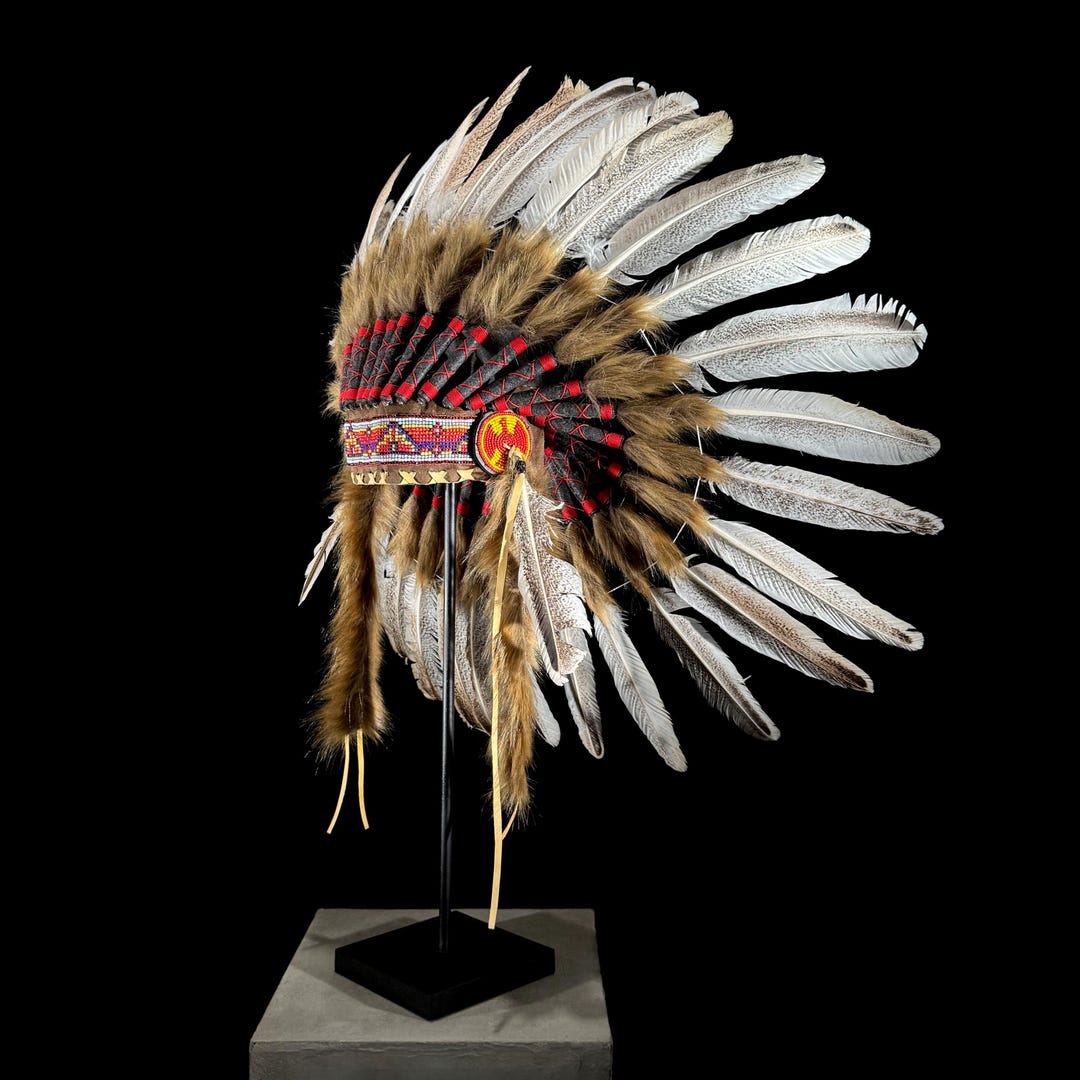 Turkey Feathers Native American Headdress: Beige Short Warbonnet (stand ...