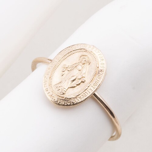 Dainty 14K Gold Filled Large Oval Virgin Mary Ring in Size 6 - Etsy