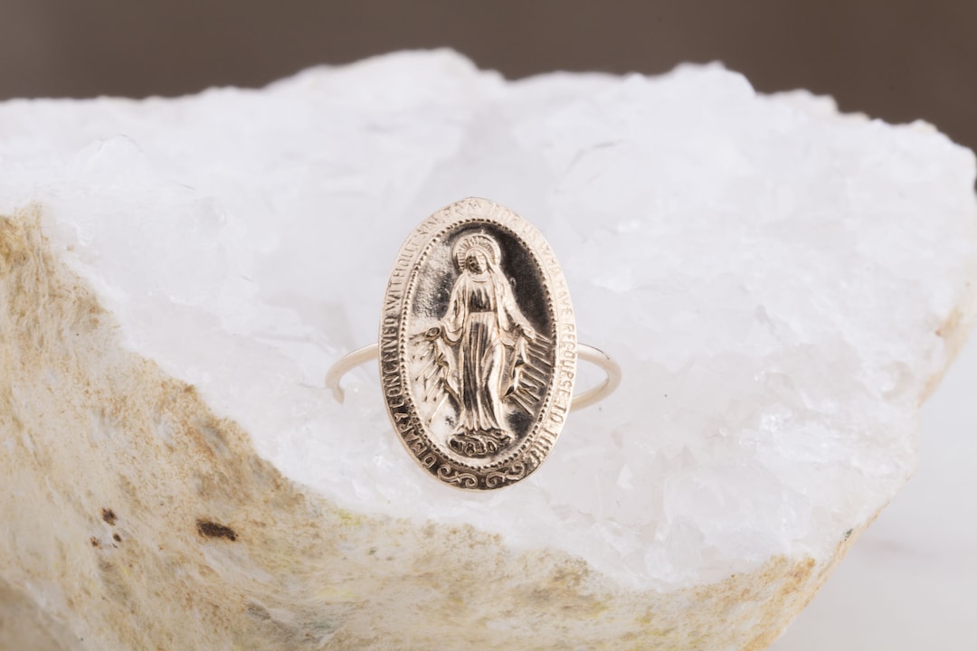Dainty 14K Gold Filled Large Oval Virgin Mary Ring in Size 6, 7 and 8 ...