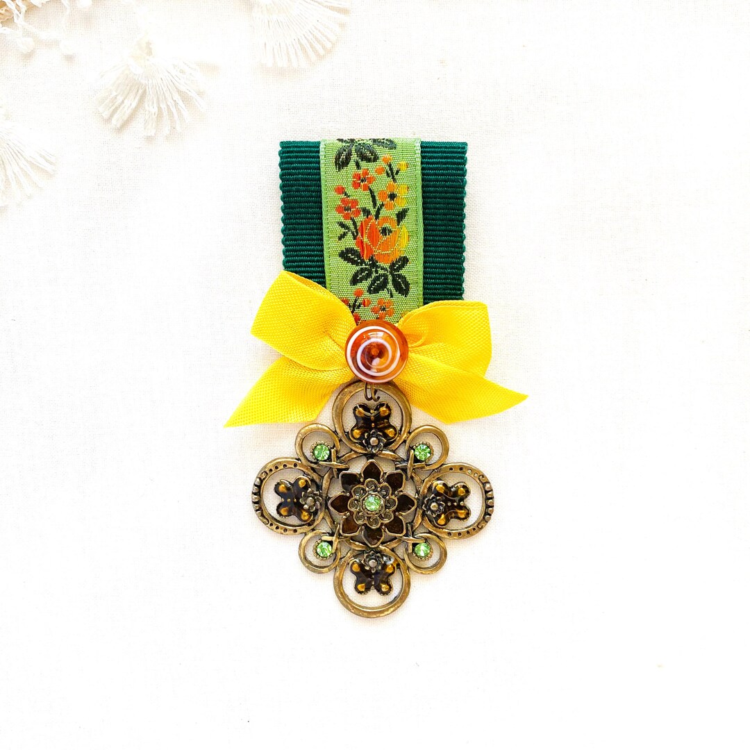 Military Style Brooch Pin: Filigree Pendant for Jacket - Etsy