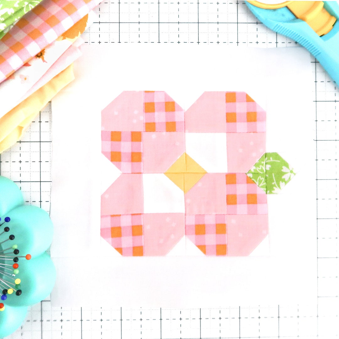 Gingham Petals - Spring Flower Quilt Block Pattern PDF Instructions for ...