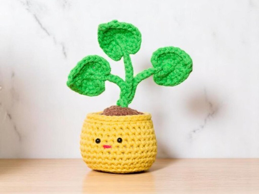 Crochet Mini Monstera Pattern – Cute Plant Amigurumi PDF – Beginner ...
