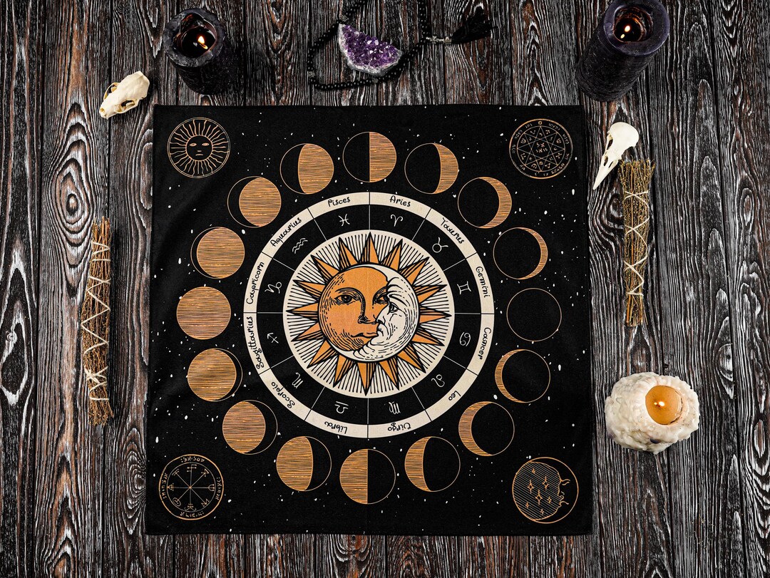 Moon Altar Cloth, Tarot Reading Mat, Divination Cloth, Altar ...