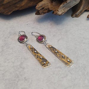 24K Gold Kumboo Earrings With Faceted Thailand Sapphire Stones, Gem ...