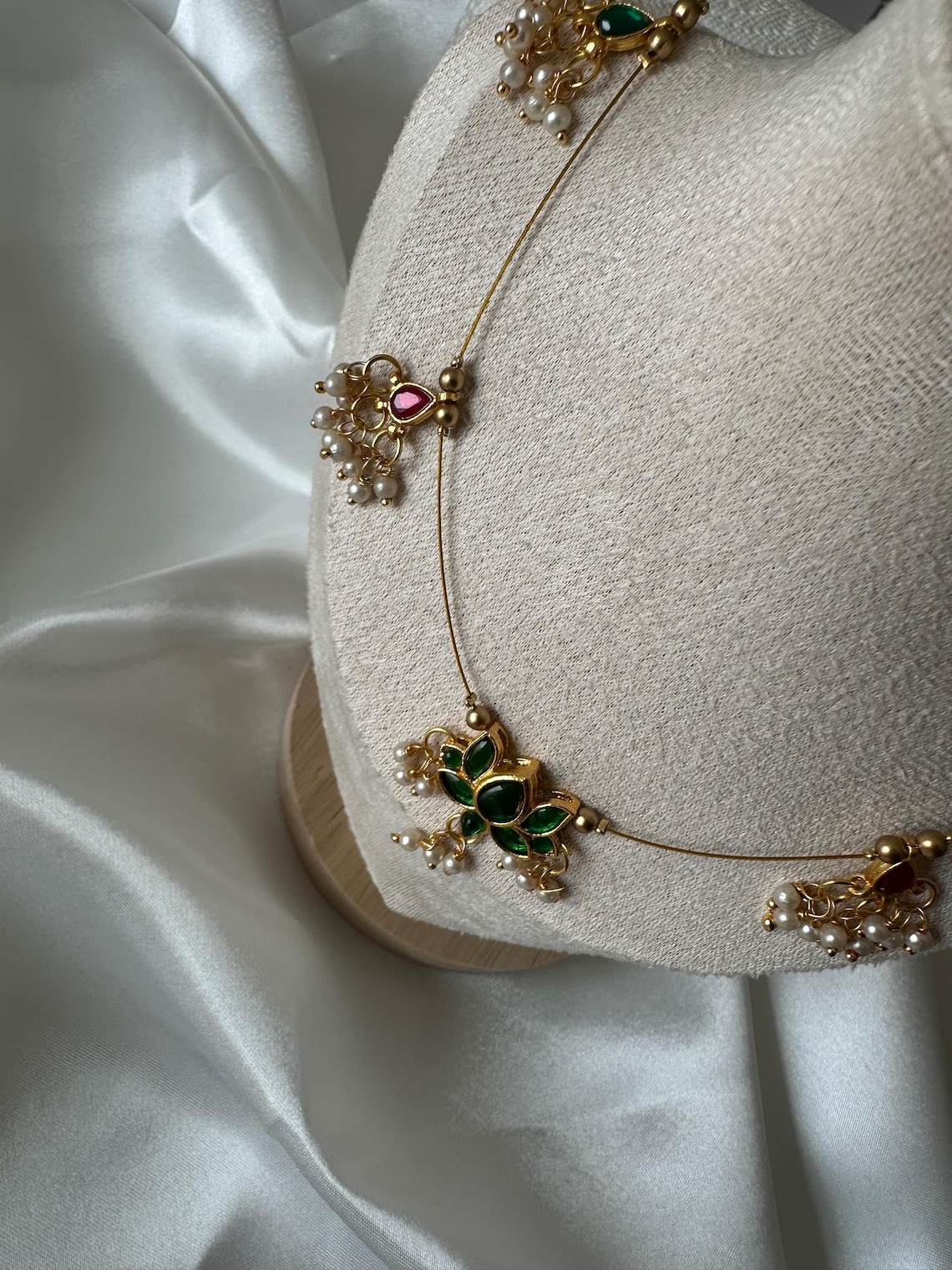 Unique and Trending Indian Invisible Necklace White Pearls Green Red ...