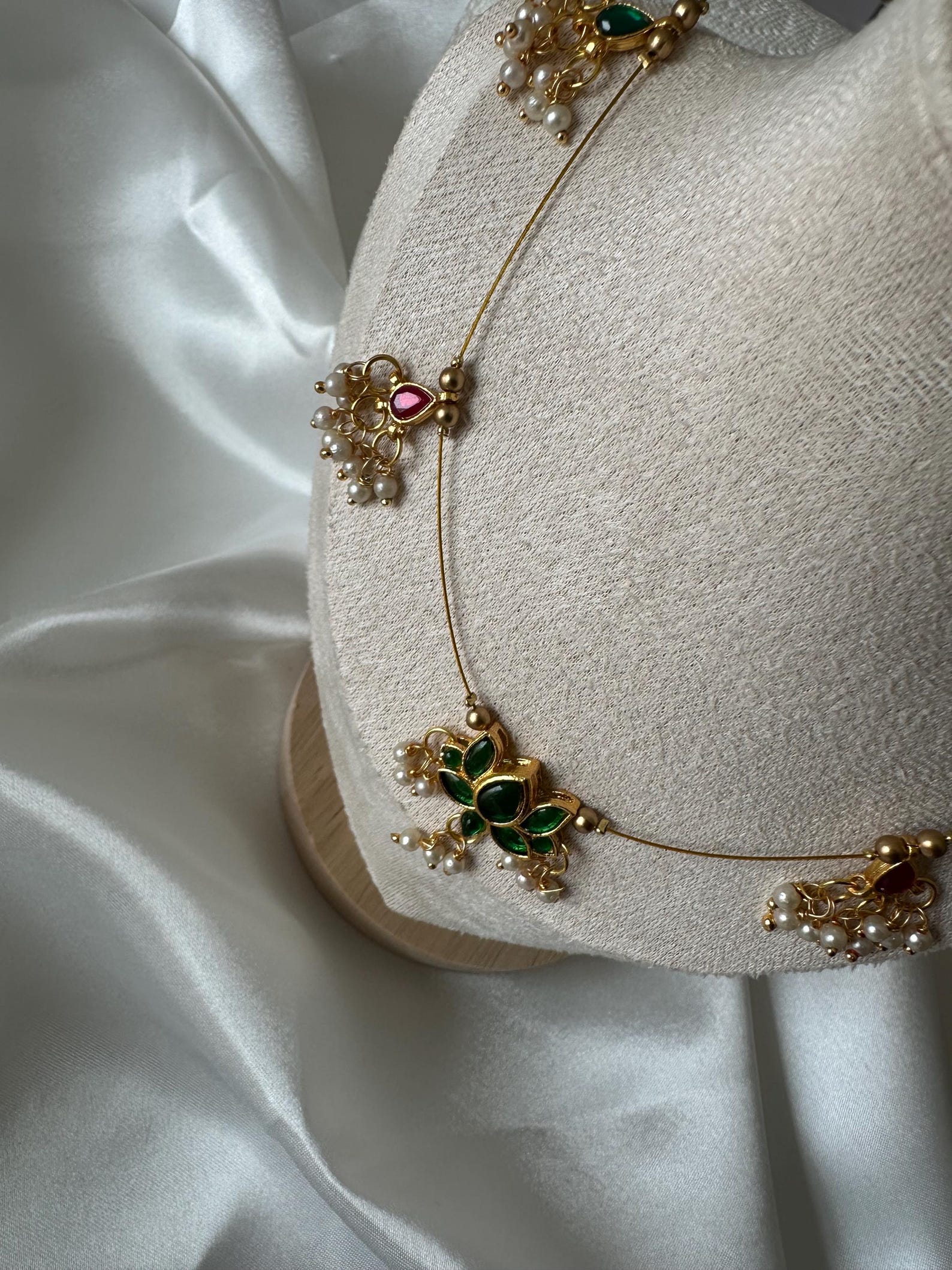 Unique and Trending Indian Invisible Necklace White Pearls Green Red ...