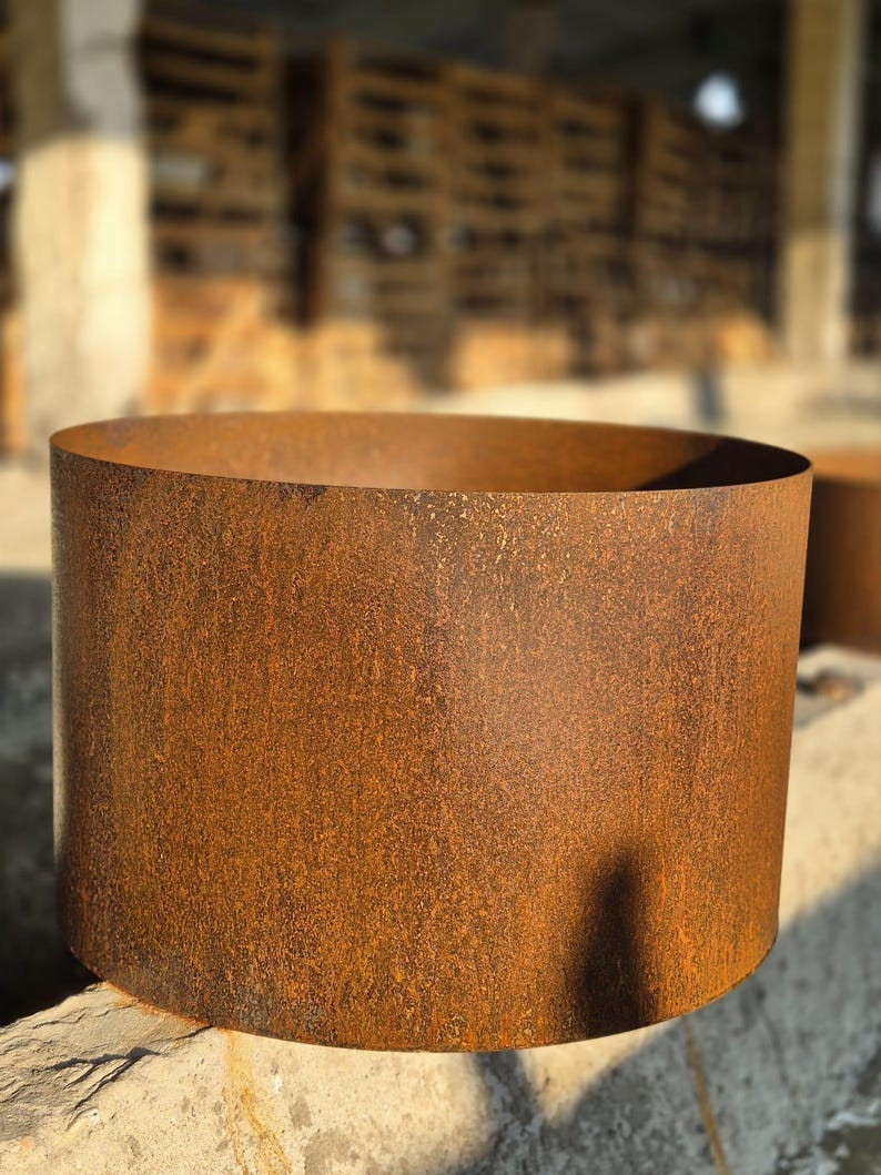 Round Corten Steel Planter: Rustic Rust Finish, Modern Outdoor Decor - Etsy