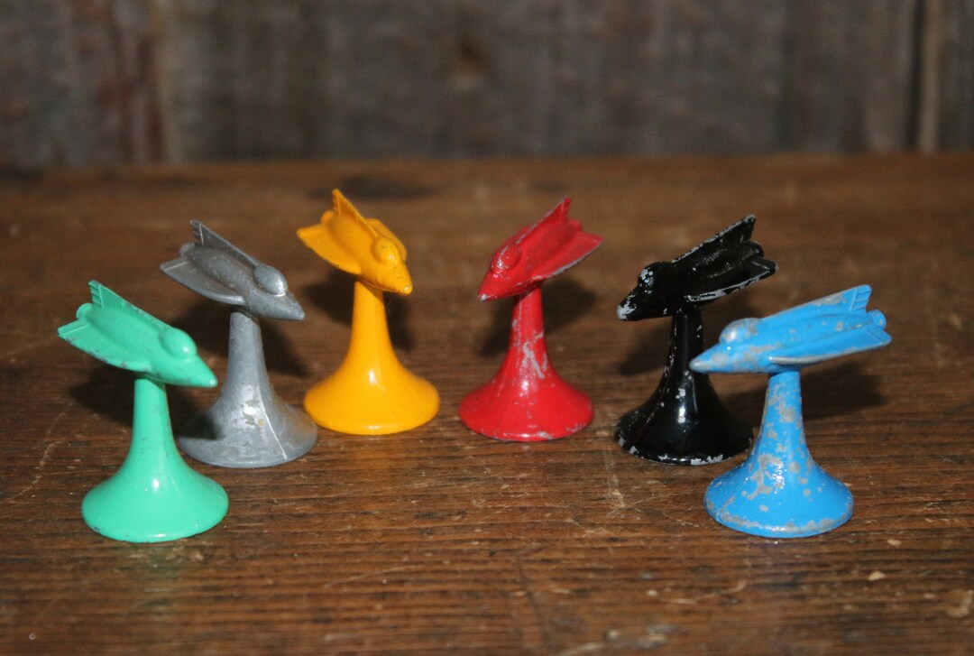 Vintage Game Metal Plane Token X 8 Wide World Board Jet Pieces FREE ...