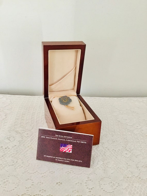 Vintage Piano Finished Mahogany display Box For Swiss… - Gem