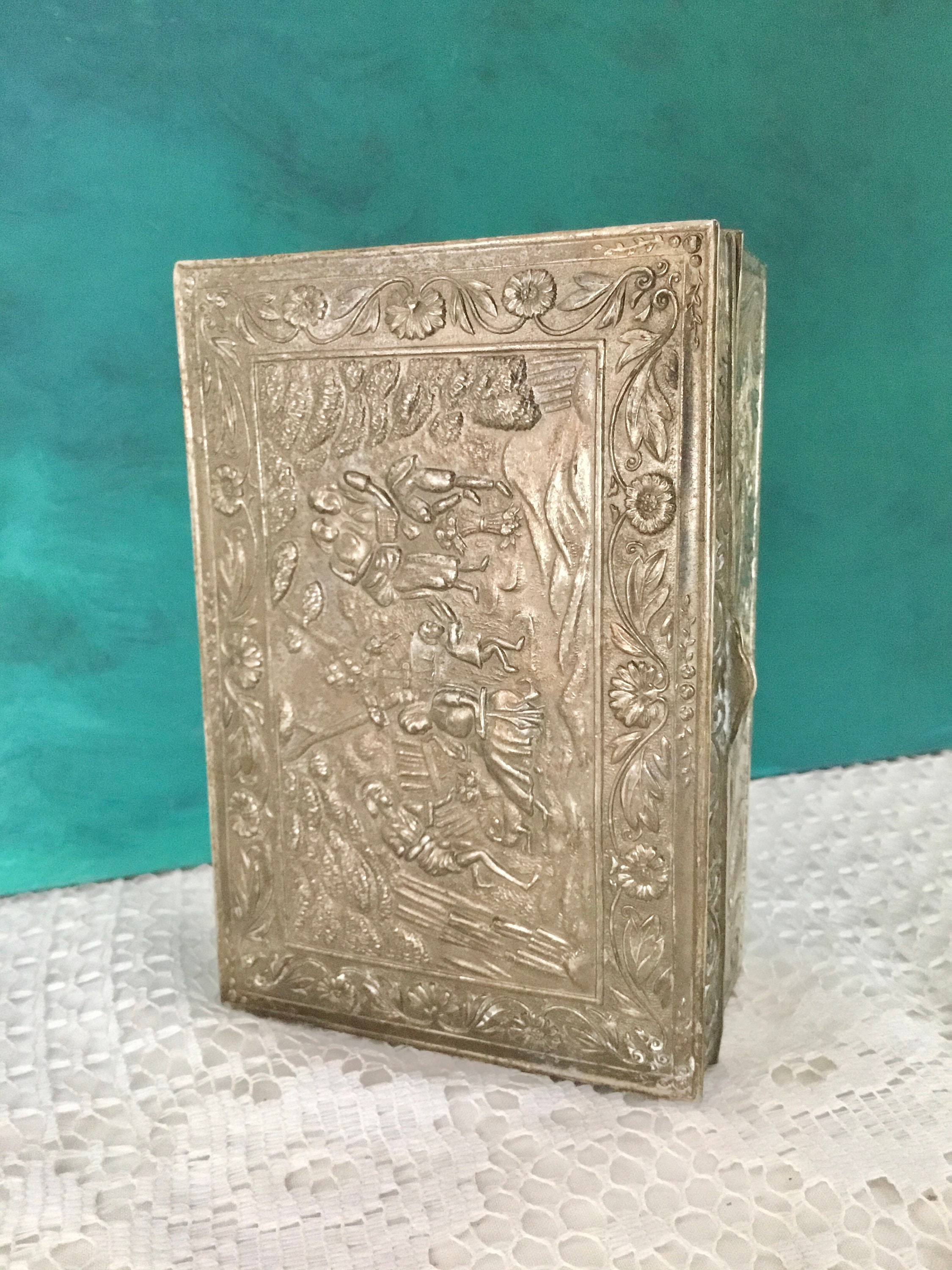 Antique Silver Metal Embossed Rectangle Hinged Jewelry Box - Etsy