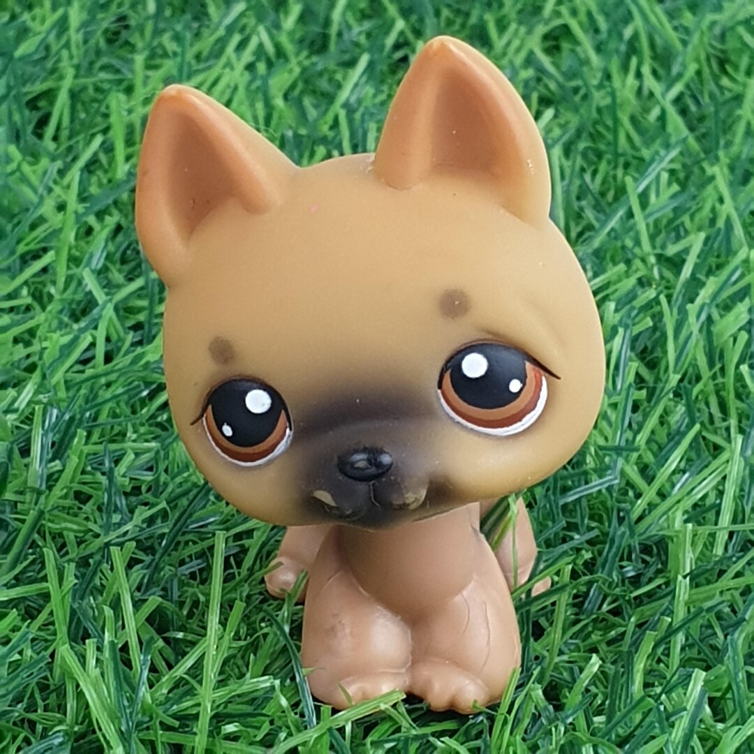 Vintage LPS Littlest Pet Shop Dog #61 GERMAN SHEPHERD 2004 Hasbro Brown ...