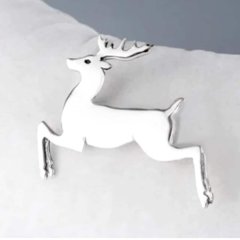 Reindeer Pin - Etsy