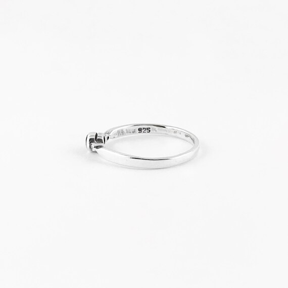 Dainty Peridot Ring with CZ Diamond Accents in Sterli… - Gem