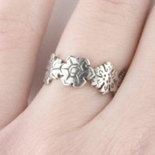 Snowflake Ring. Christmas Ring. Snow Flake Ring. Silver - Etsy