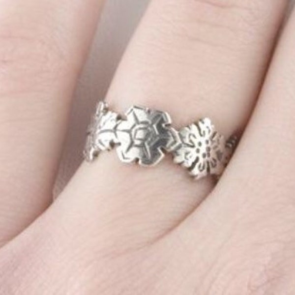 Snowflake Ring - Etsy