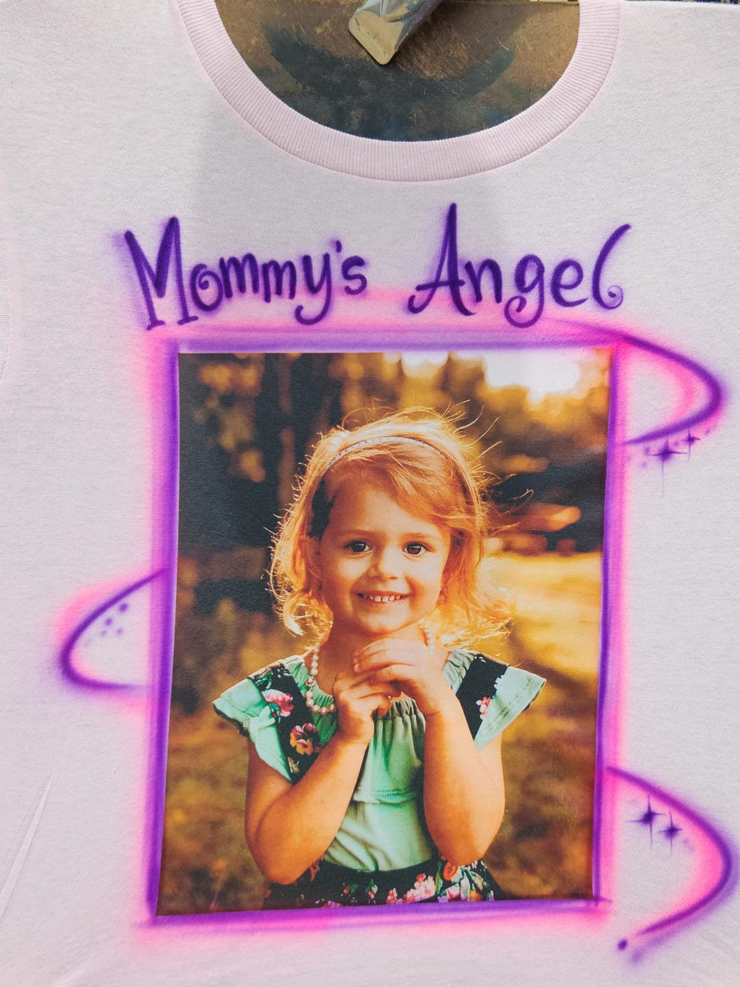Airbrushed Design. Photo Print With Trim and Caption. T-shirt, Hoodie ...