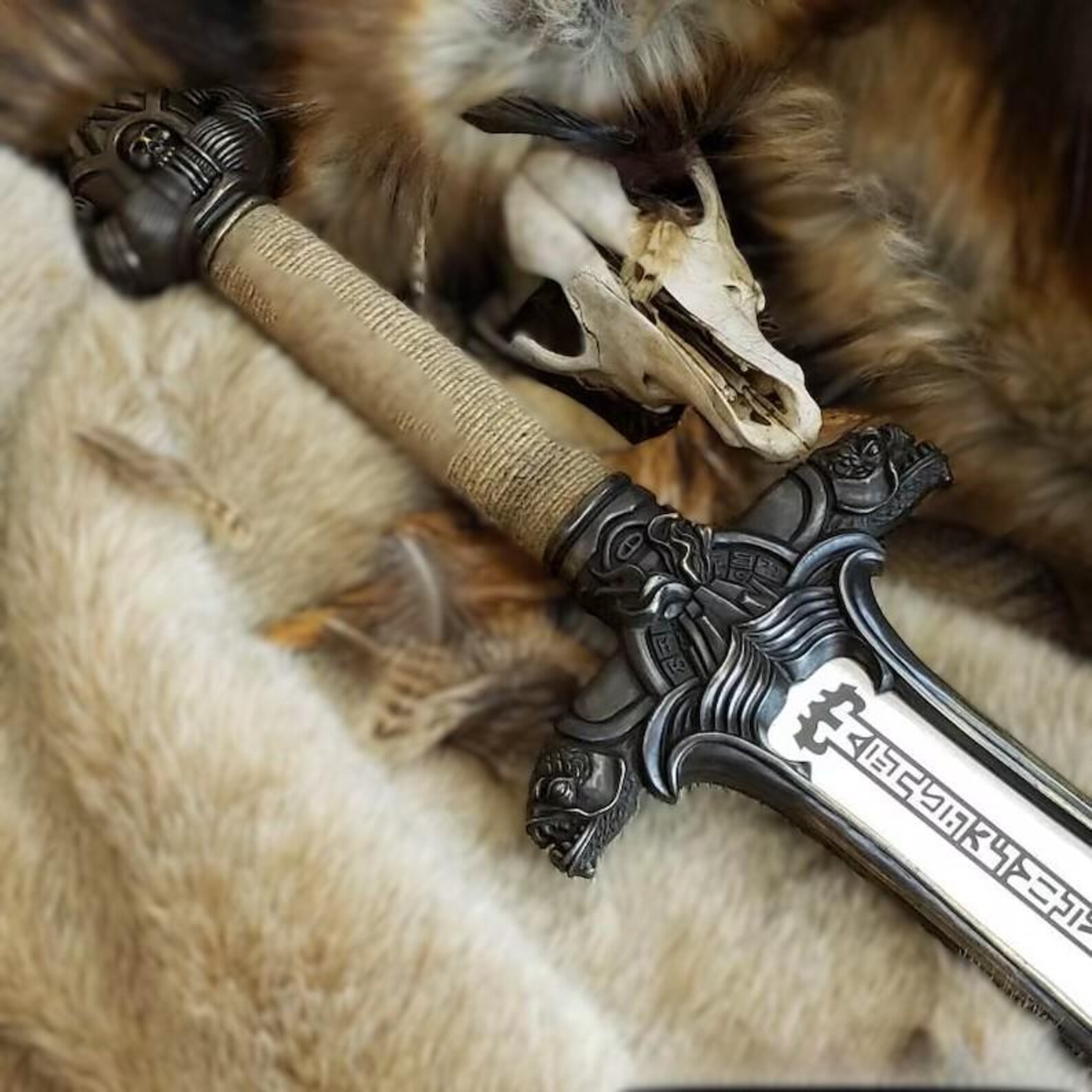 Hand-forged Conan's Father Sword: Atlantean Replica, Full Tang Cosplay ...