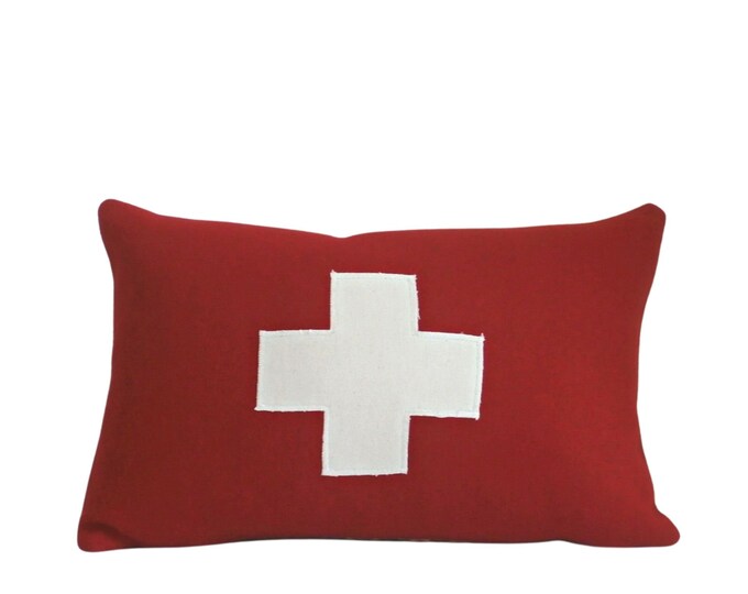 Vintage Wool Army Blanket Pillow Swiss Cross Army Ski Mountain Lodge ...