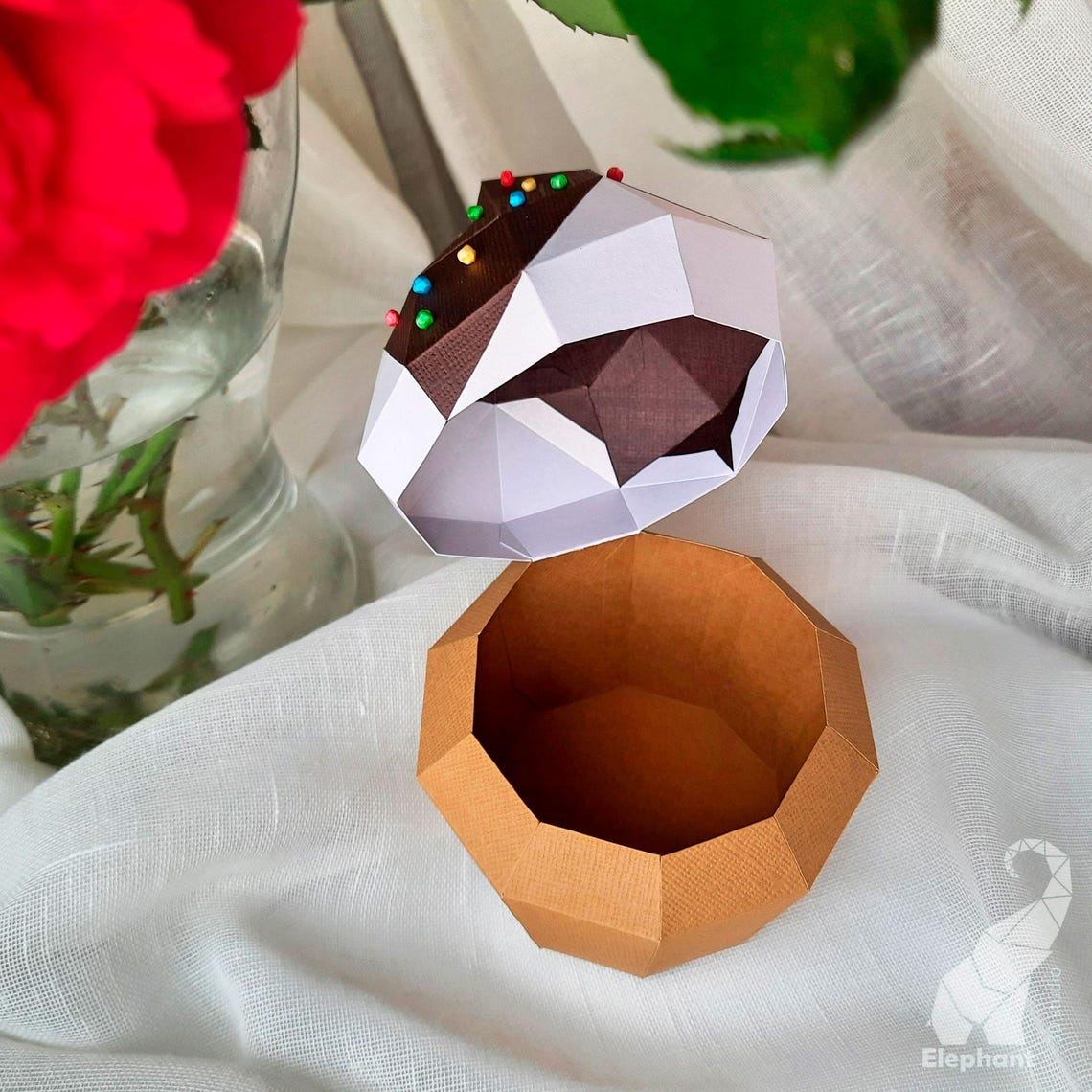 3D Papercraft Cupcake Box Template, Low Poly Paper Cupcake Gift Box ...