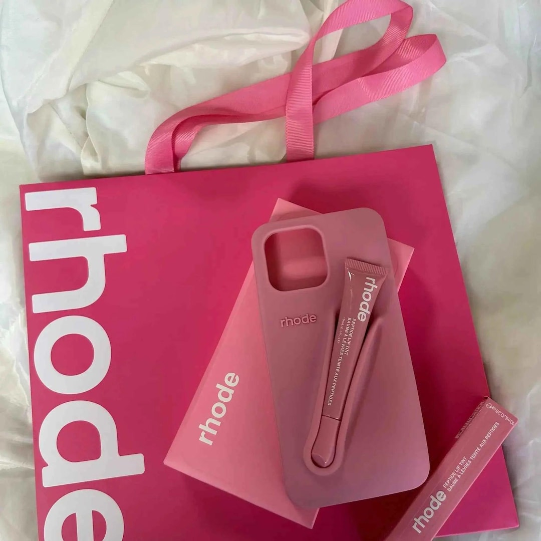 Rhode Set iPhone Case With Liquid Lip Tint and Bag – Étui Luxe & Beauté ...