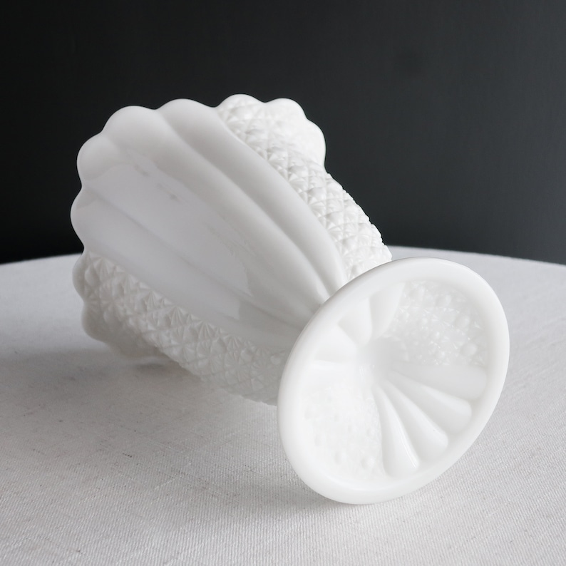 Vintage Milk Glass Vase Daisy and Button Pattern Flared Vase - Etsy