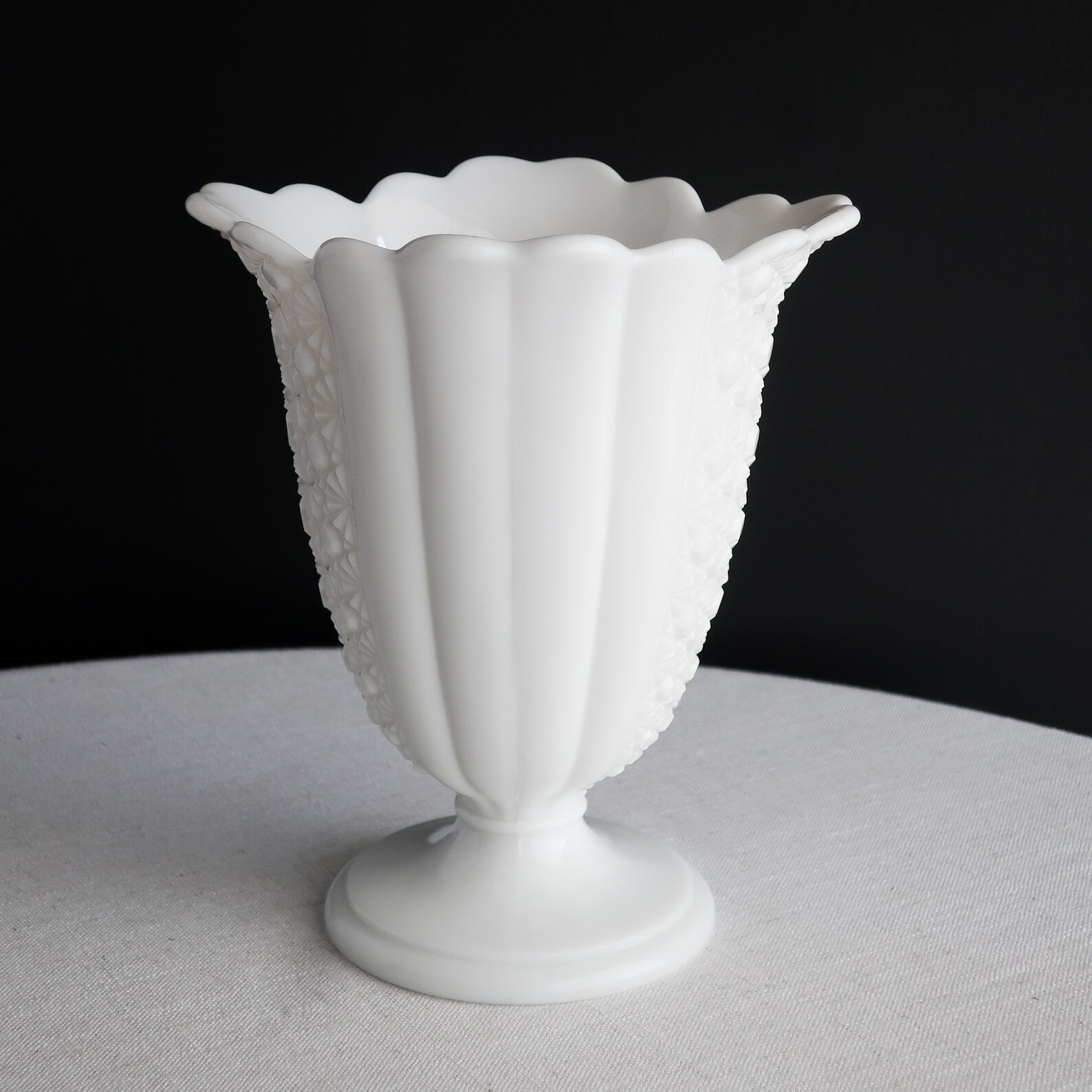 Vintage Milk Glass Vase Daisy and Button Pattern Flared Vase - Etsy