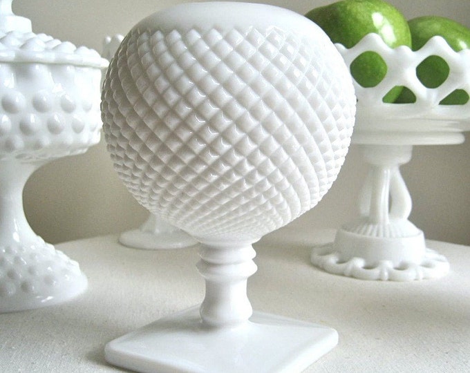 Westmoreland Diamond Pattern Milk Glass Vase - Etsy