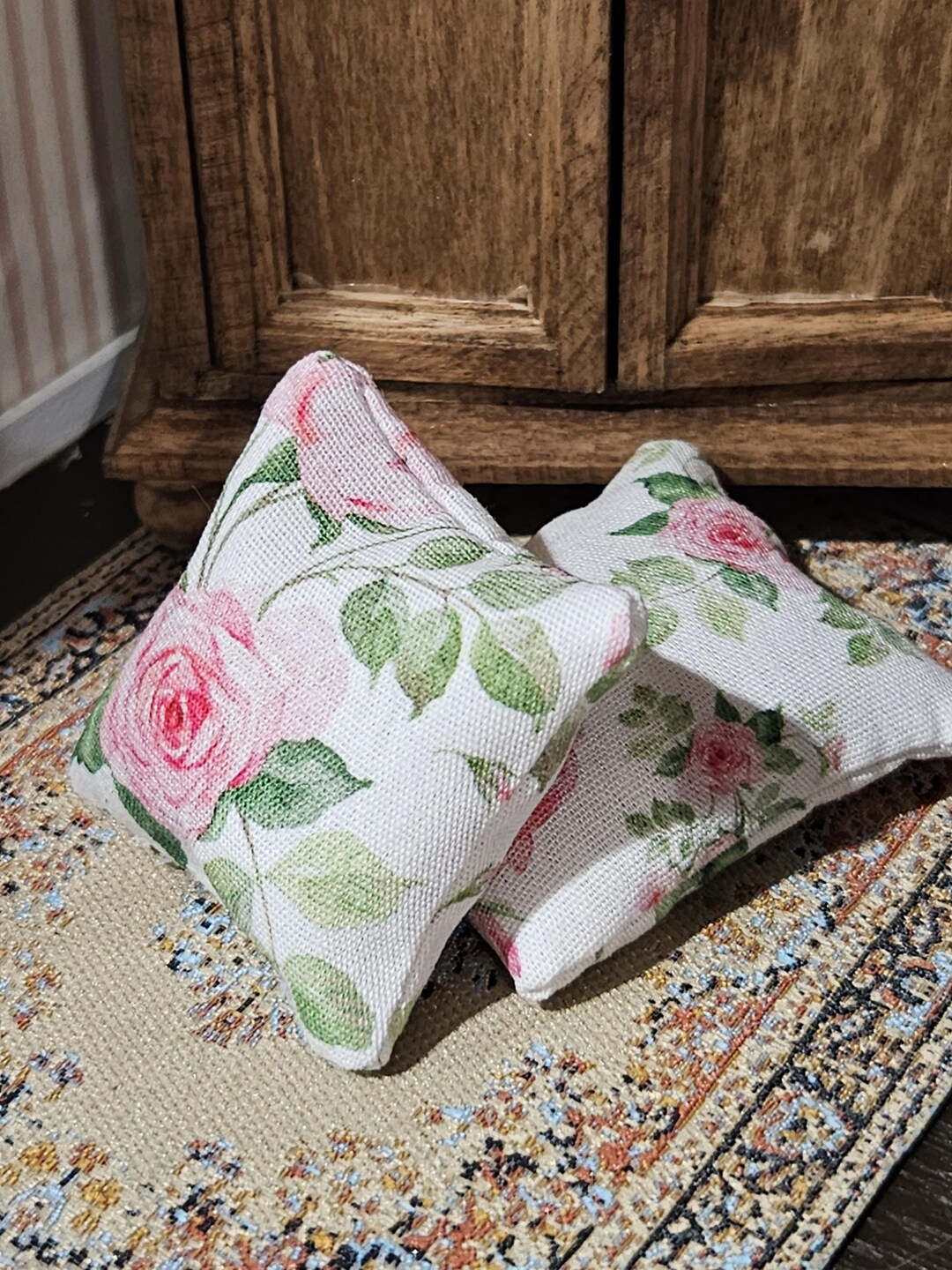 White With Red Roses Throw Pillows - Set of Two - Etsy