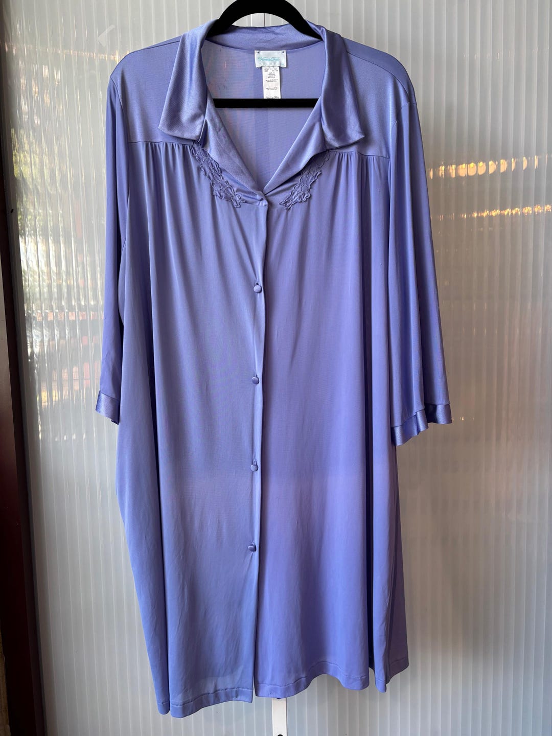 1990s Vanity Fair Lavender Robe - Etsy