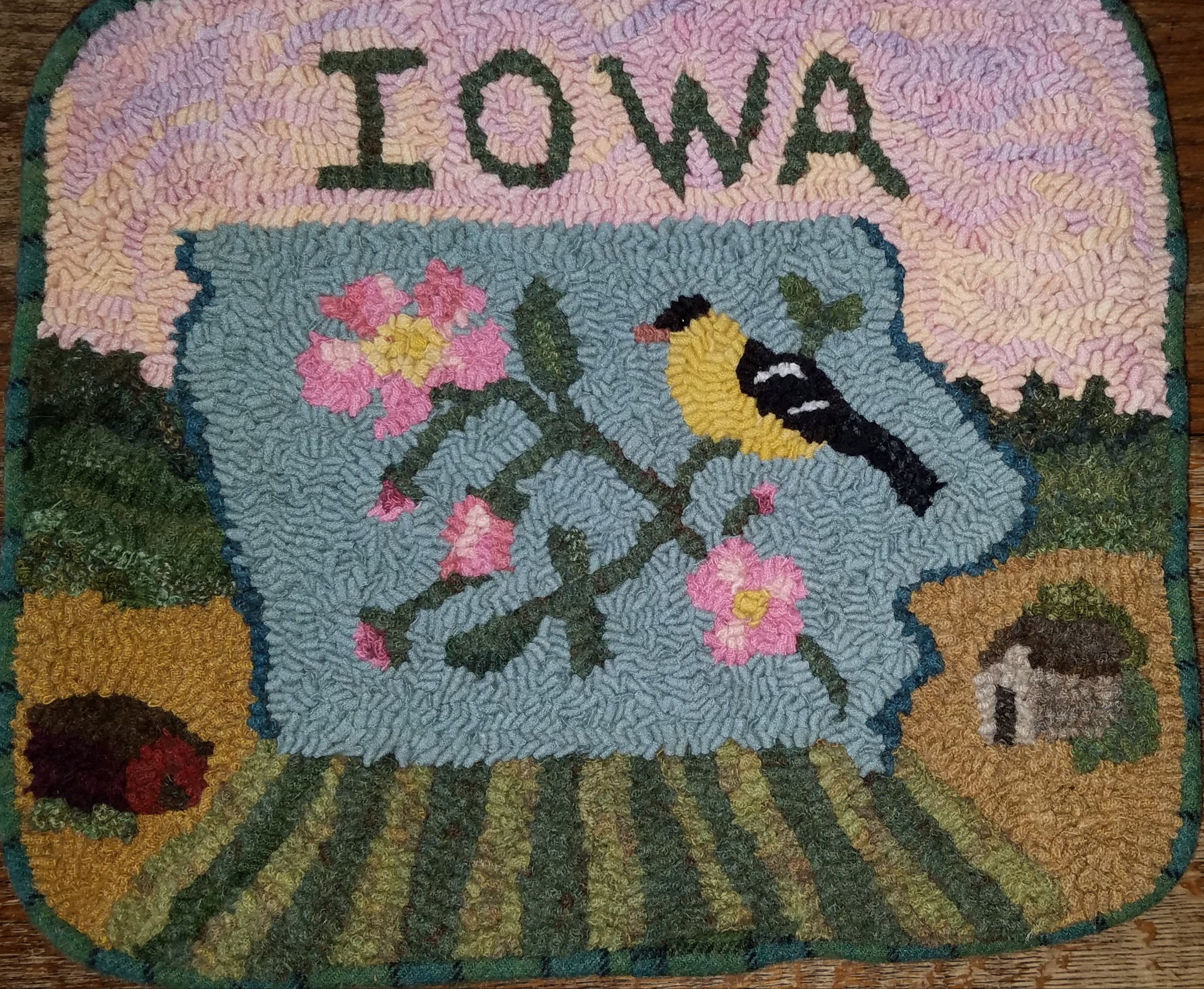 Iowa My Home Rug Hooking Pattern — Old Friends Woolens