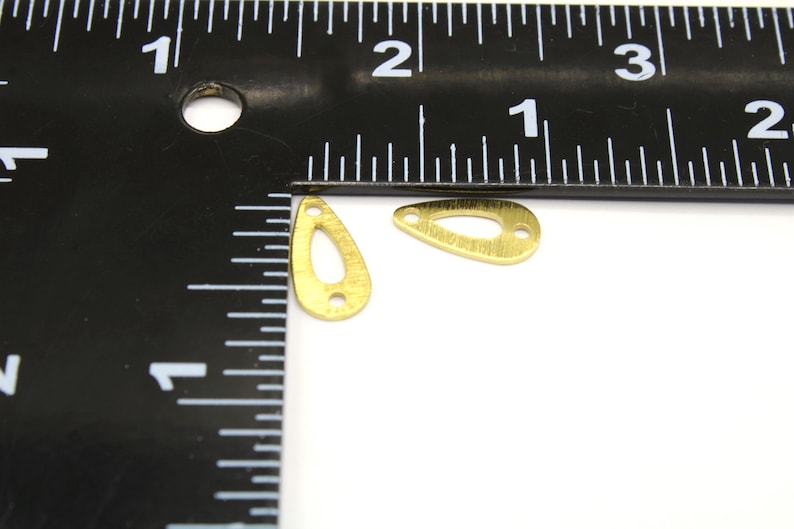 10 Pcs Brass Mini Oval Connectors, Textured Teardrop Charms (8x15mm ...