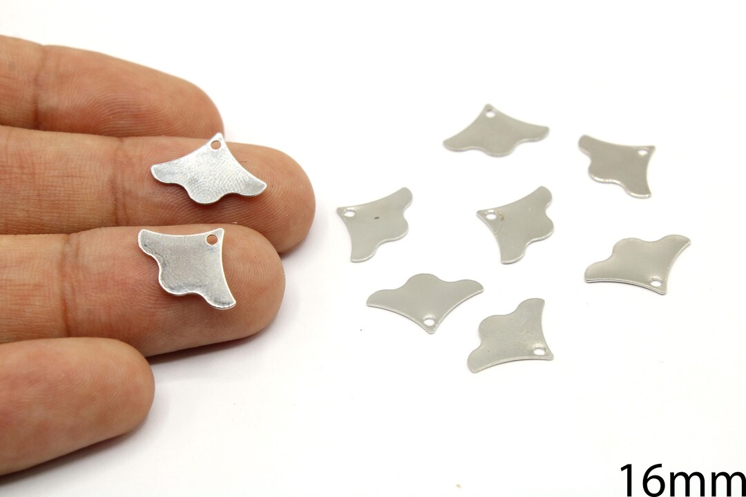8 Pcs Silver Plated Ginkgo Leaf Charm, Botanical Pendants (11x16mm ...