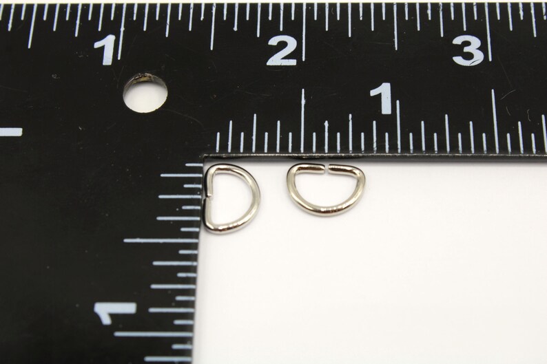 8 Pcs Silver Plated Tiny D Shape Closed Ring, Jewelry Connector (10mm ...