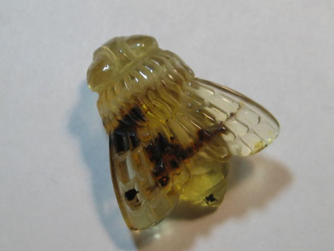 Carved Amber Bee Bead ....... Real ... Natural Amber ... 23 X 20 X 10 ...
