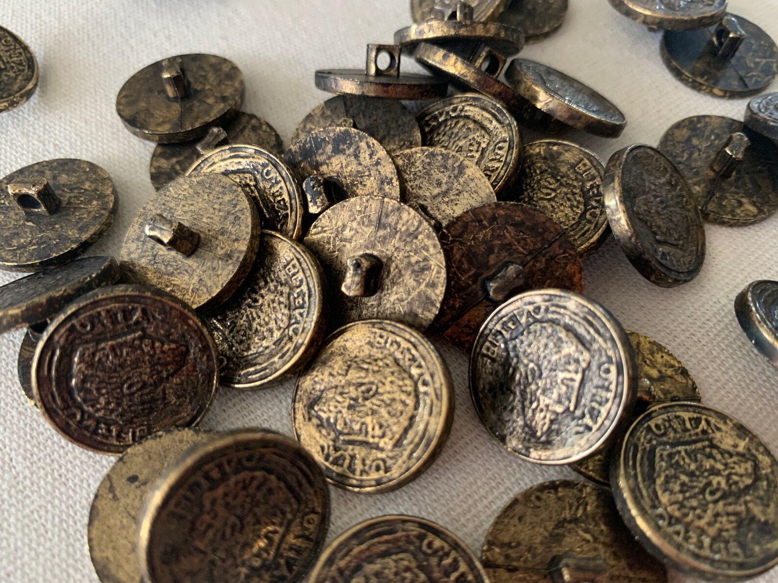 Medium Antique Gold Buttons Roman Coin Design Plastic Sewing - Etsy