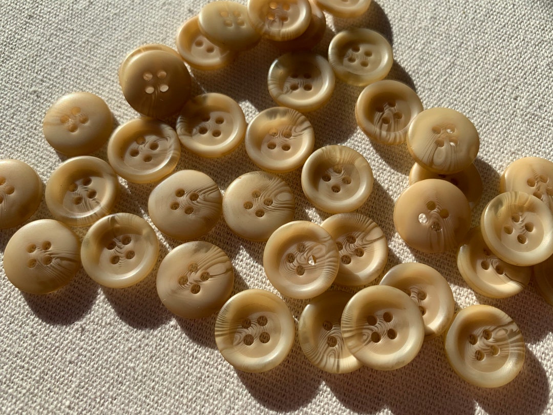 Medium Marbled Tan and Light Brown Sewing Buttons Plastic Sewing ...