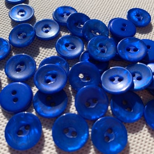 Small Button Blue Sewing Buttons 5/8 Inch Vintage Sewing Button 2 Hole ...