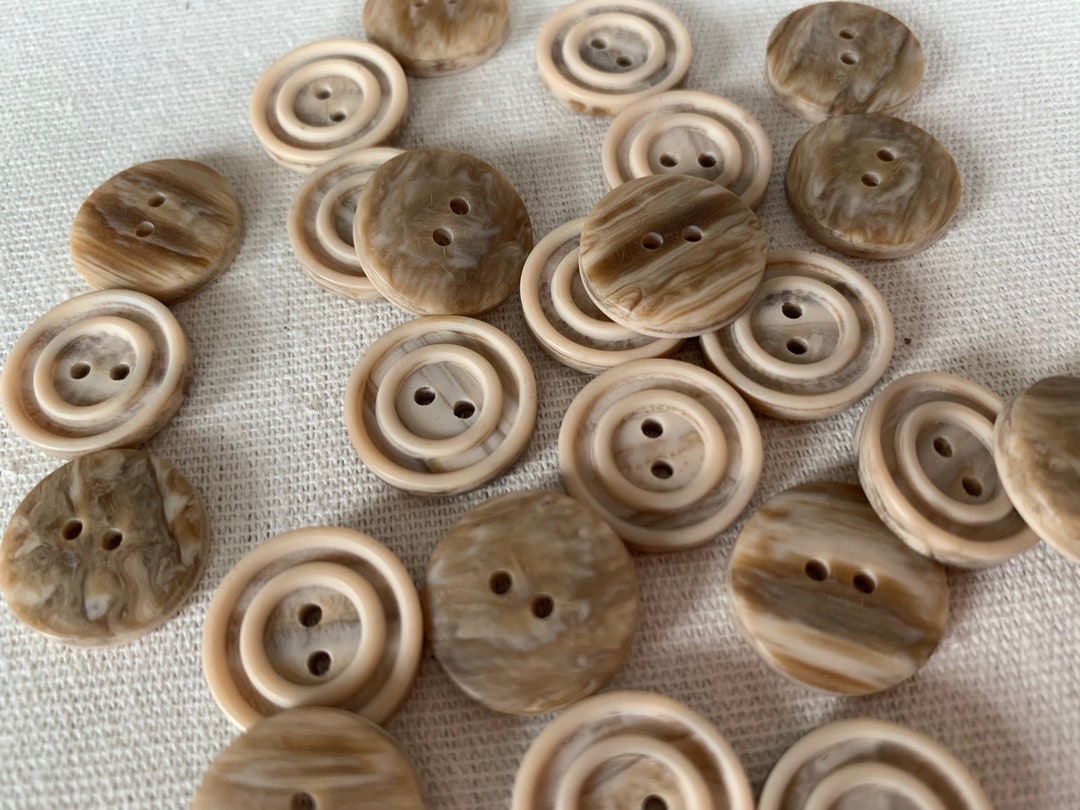 Medium Marbled Tan and Light Brown Sewing Buttons Plastic Sewing ...