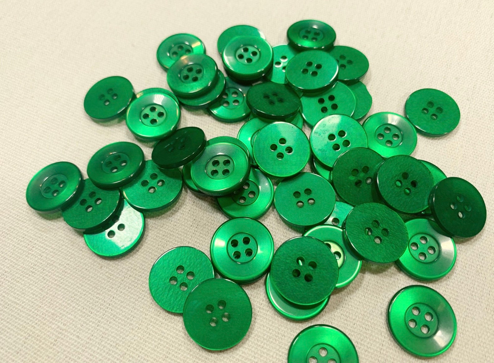 Medium Clear Green Buttons 18mm 3/4 Inch Sewing Buttons 6 - Etsy