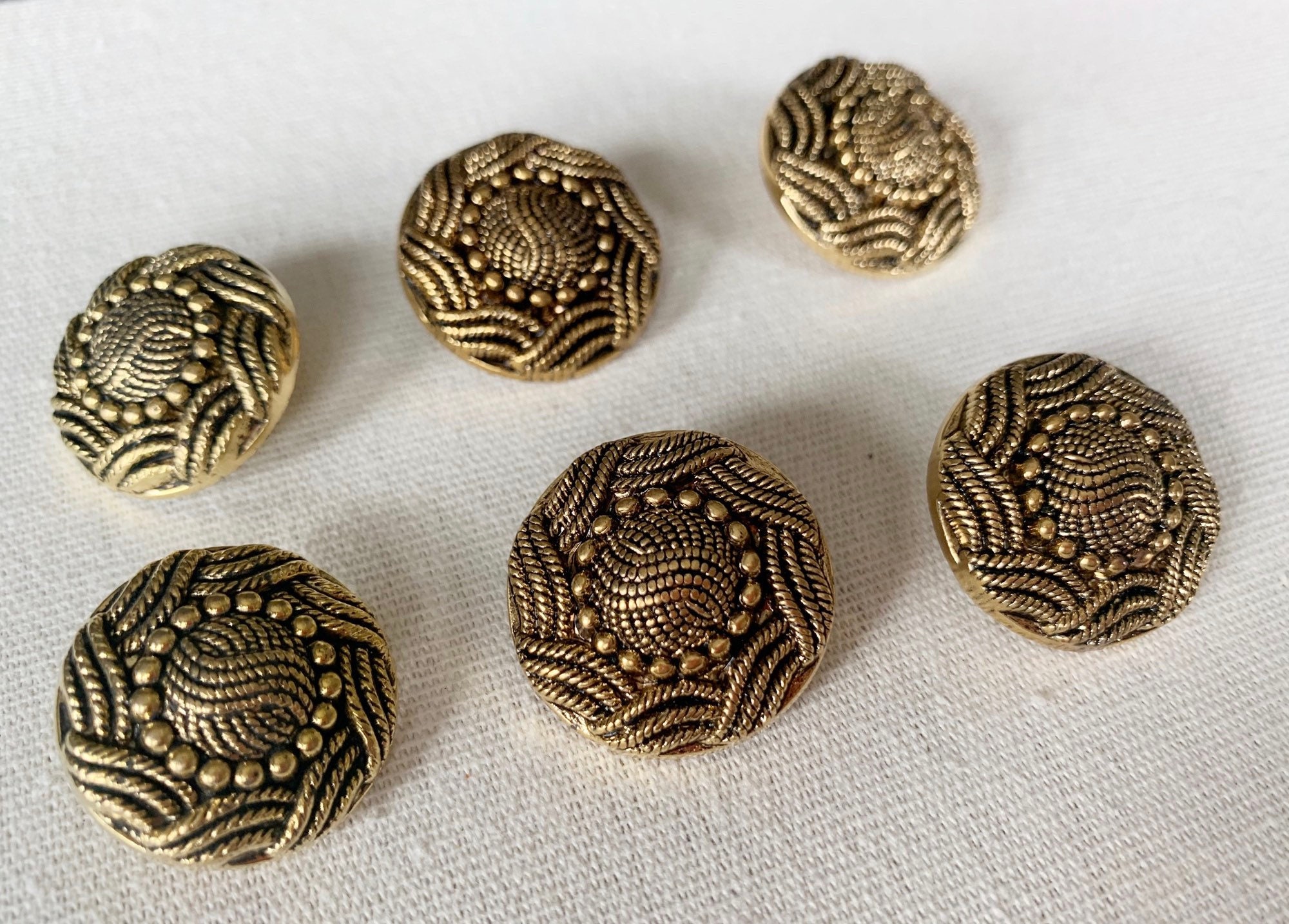 Medium Button Antique Gold Buttons Almost Bronze Finish - Etsy