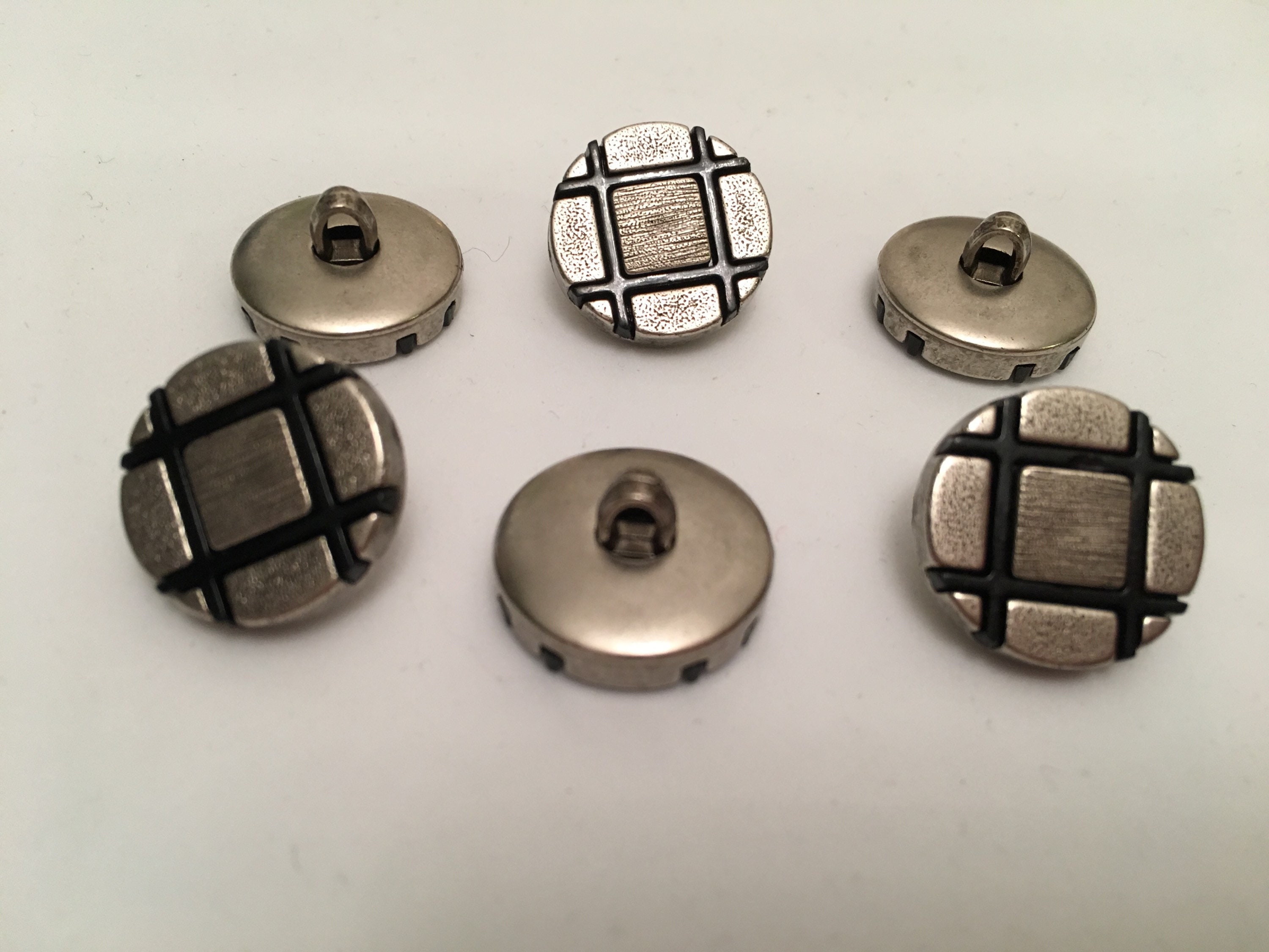 Silver medium button with texture design button plastic sewing | Etsy