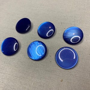 Medium Royal Blue Buttons With Iridescent Glistening Sheen Design 13/16 ...