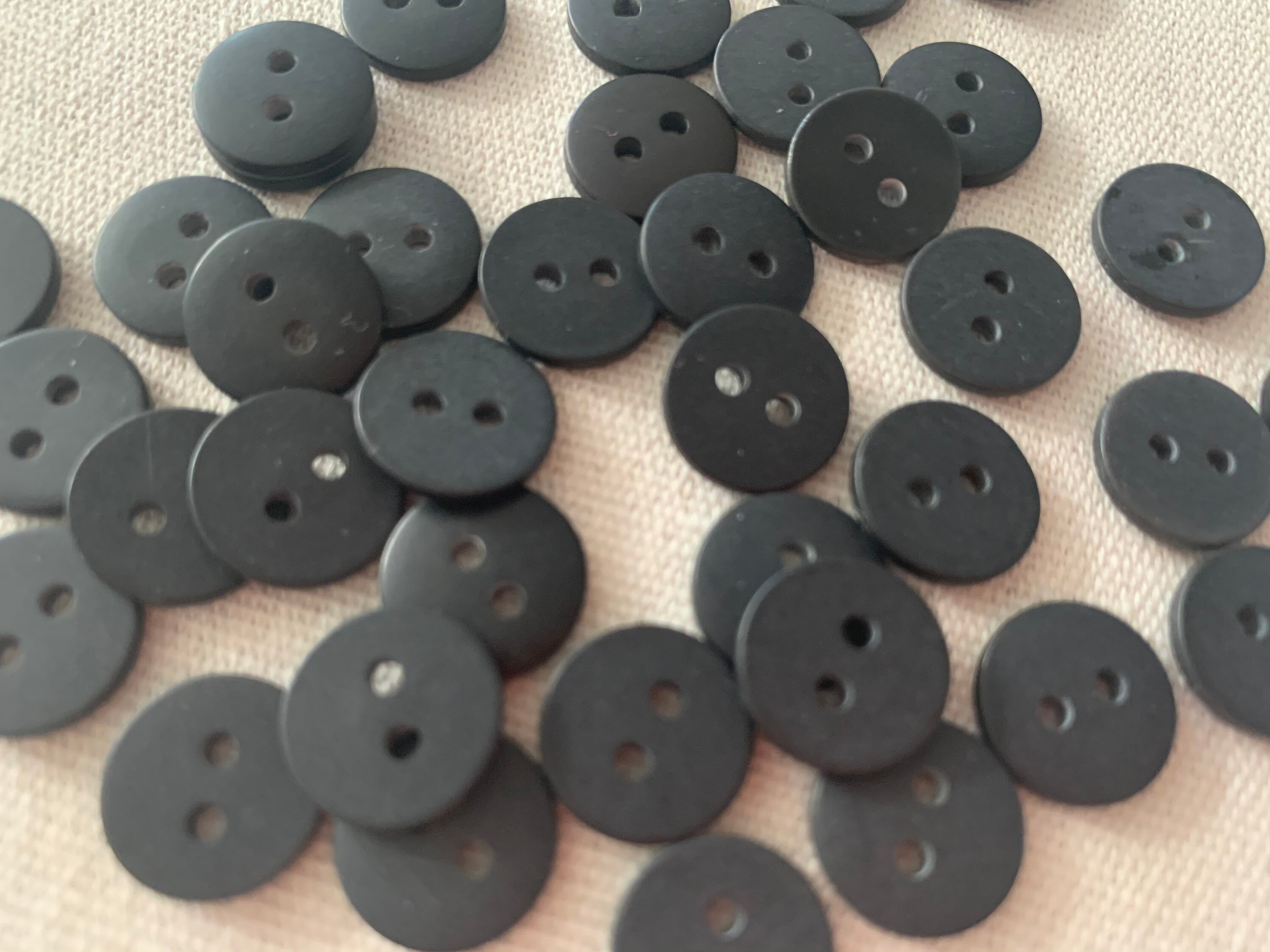 Small black sewing buttons plastic sewing buttons 1/2 black | Etsy