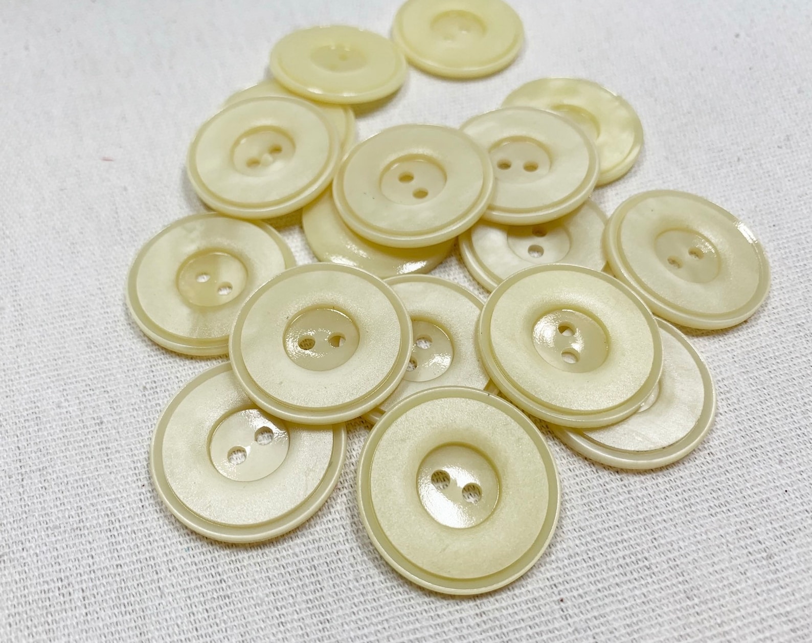 Large Ivory Button Sewing Buttons 1 1/8 Sewing Button 6 Buttons Sew ...
